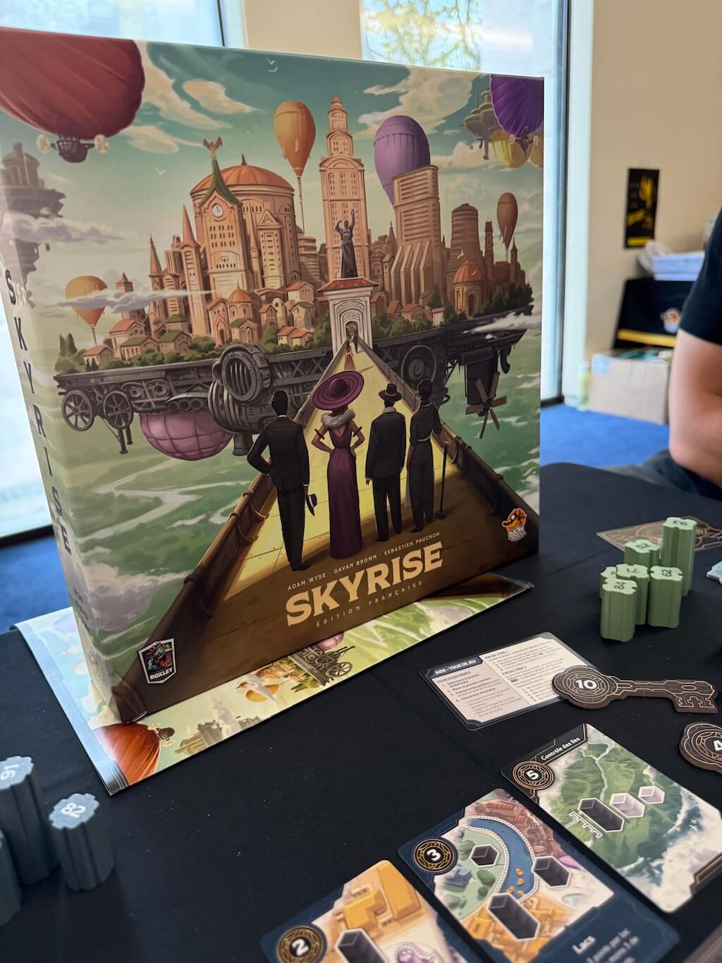 Skyrise - Akoa Tujou